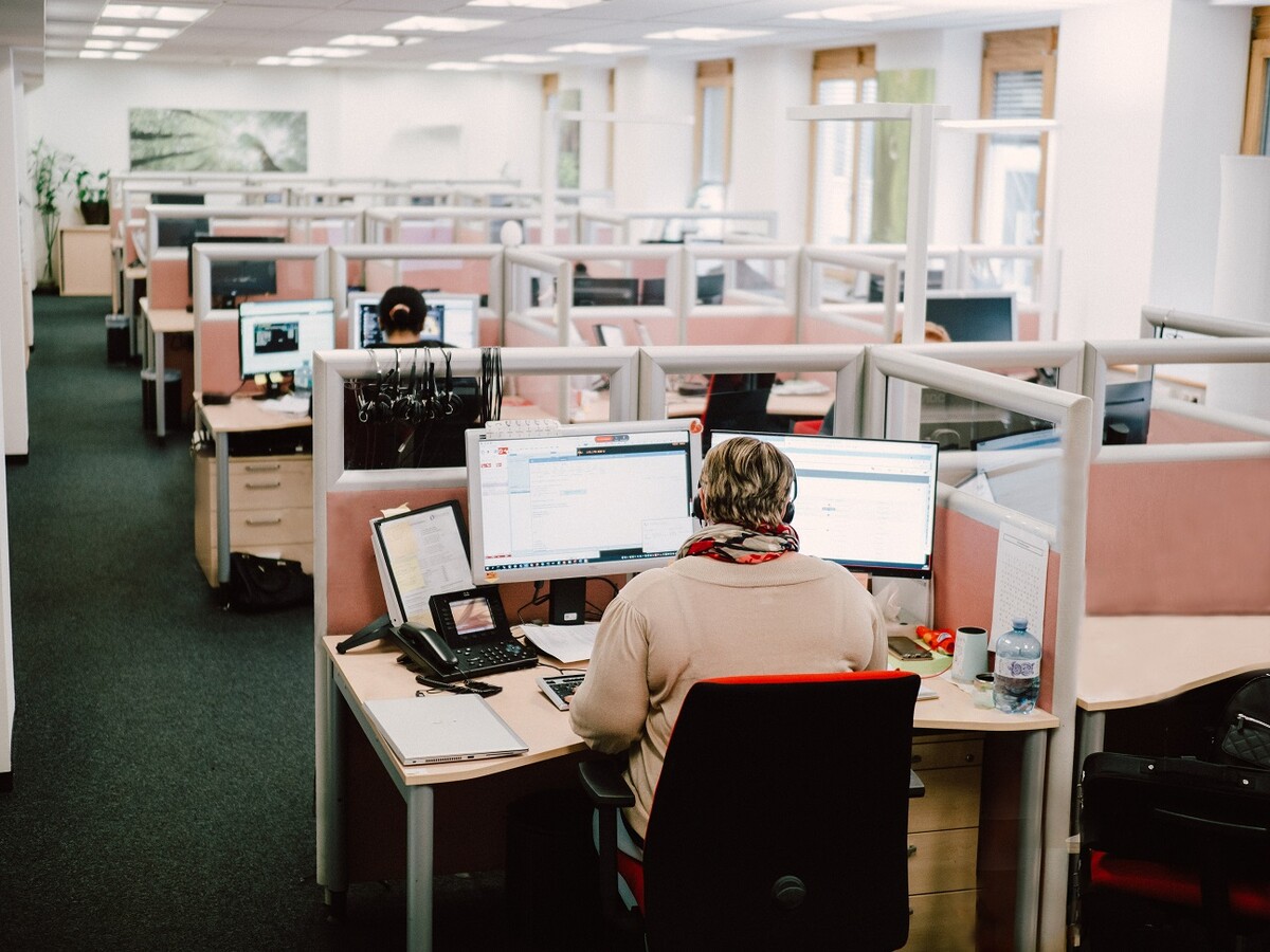 serviceline contact center dienstleistungs-gmbh - Wien | Aktuelle Infos ...